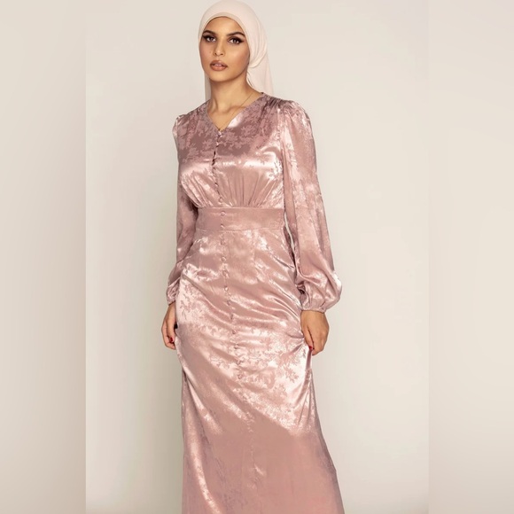 Veiled | Dresses | Nwot Veiled Collection Floral Embroidered Maxi Dress ...